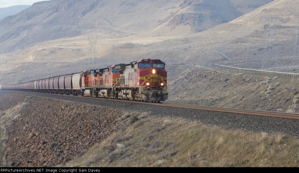 BNSF 798 East